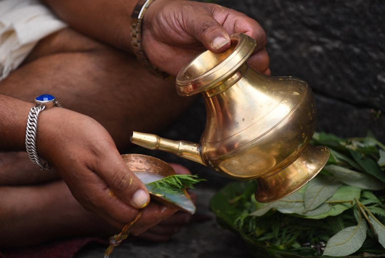 किन गरिन्छ वडा दशैंको अघि नै सोह्रश्राद्ध