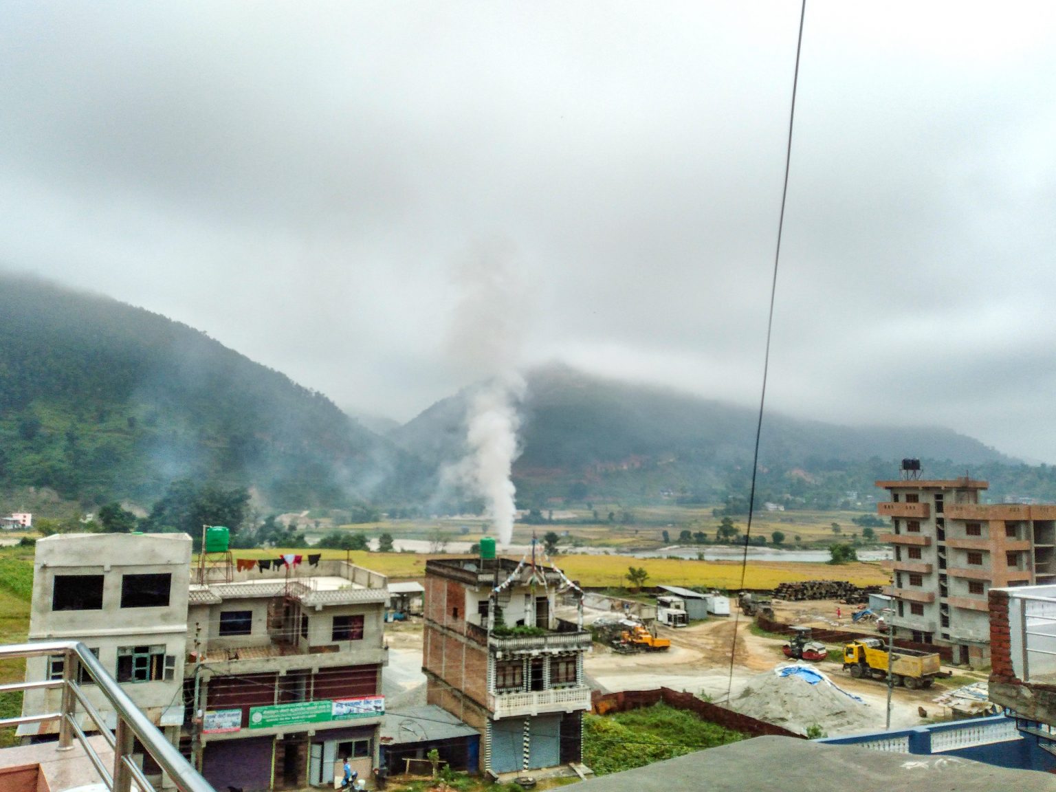 राष्ट्रिय गौरवको गल्छी-केरुङ राजमार्ग आयोजनाका कारण नुवाकोटमा जनजीवन ...